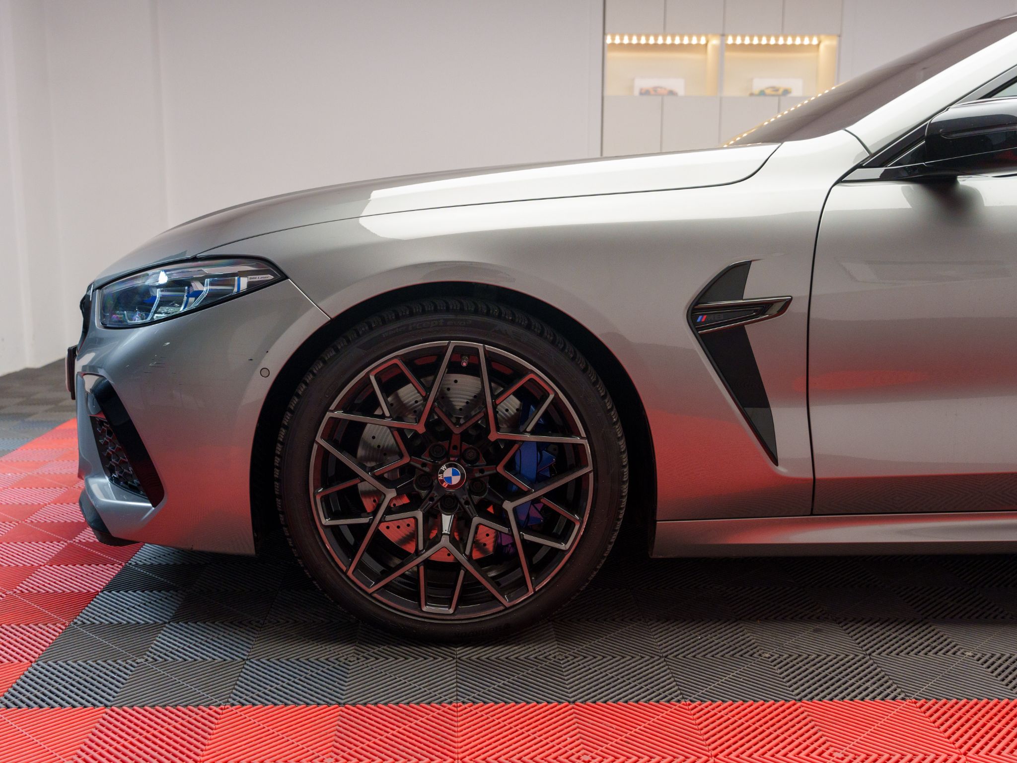 BMW M8 Competition: de la 0 la 100 km/h - Plus-Auto.ro